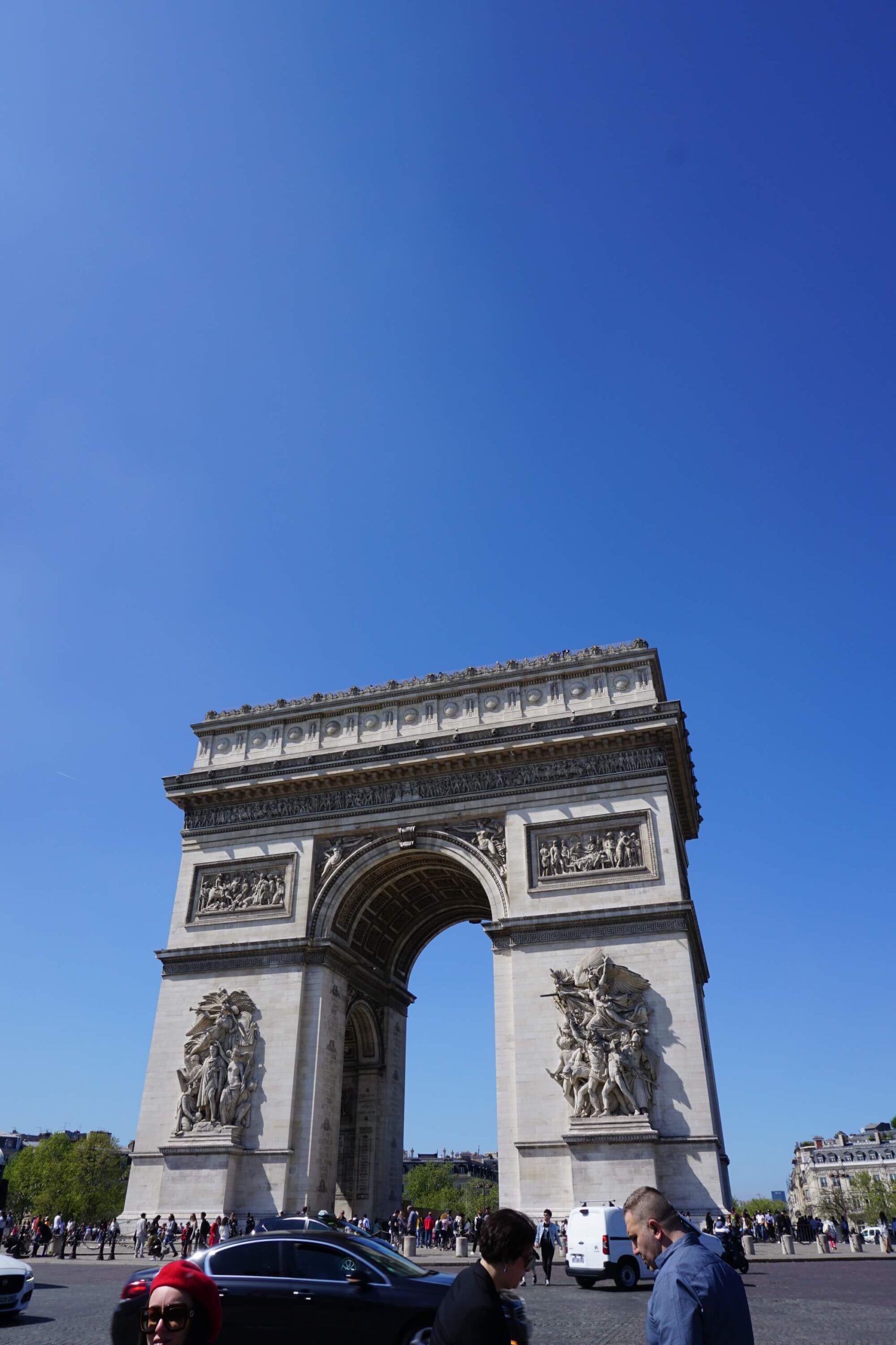 Obiective Turistice Paris - Top 10 Locuri De Vizitat In Paris - Hide Et ...